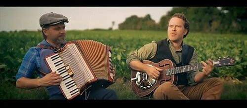 Sänger Tim Linde veröffentlicht Erntedank-Song - nordkirche.de