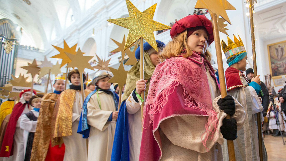 3.000 Sternsinger unterwegs durch die Gemeinden im Norden - nordkirche.de