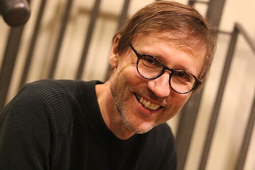 Frieder Schäfer: "Klage bietet Raum, offene Fragen auszuhalten ...